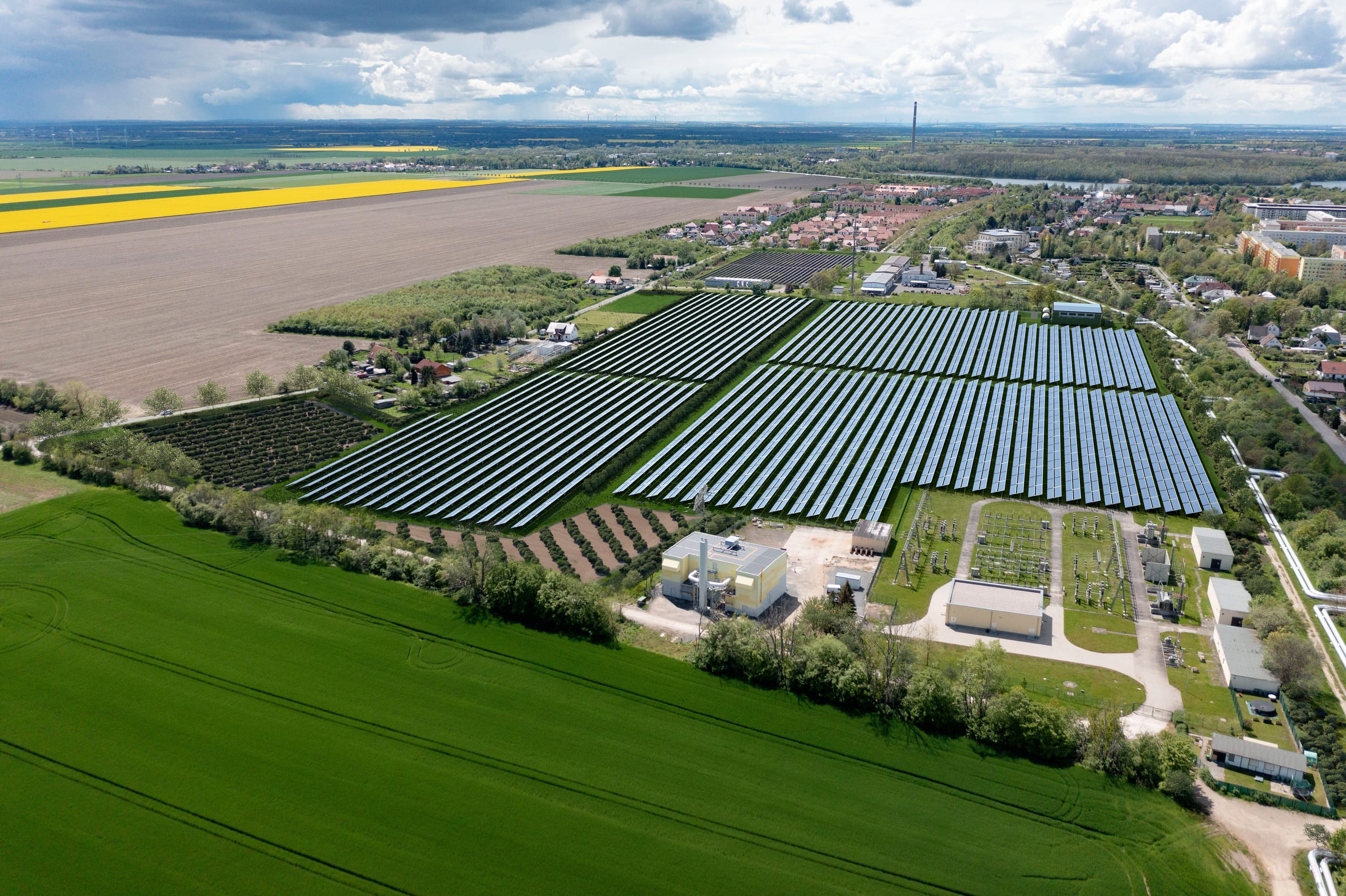 Baubeginn der größten Solarthermie-Anlage Deutschlands - Si